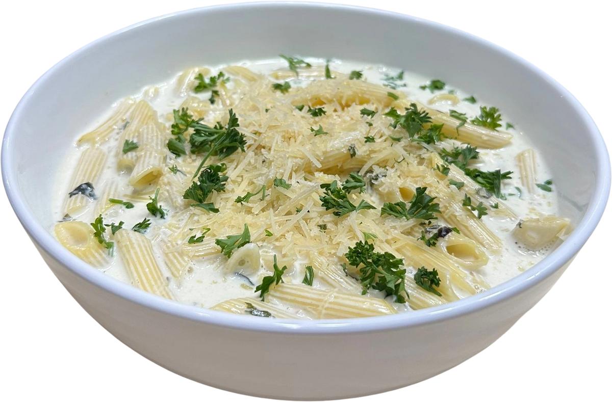Pasta with Alfredo Sauce – Divine Dine Detroit
